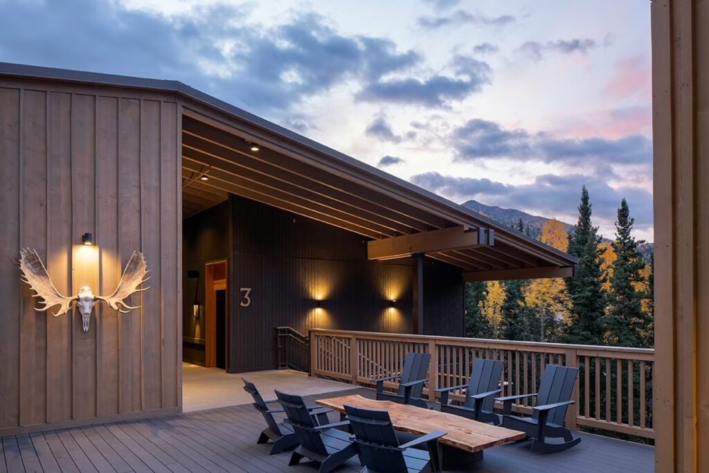 The Last Frontier: 7 Architectural Wonders Found in Alaska - Architizer ...