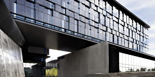 Breathable Buildings: Adaptive Envelopes That Form Energy Efficient Façades