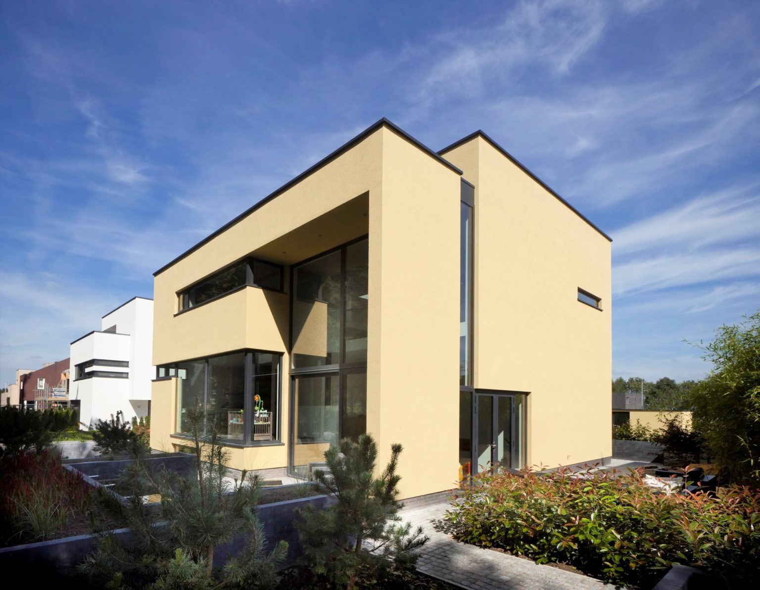 Rejecting the Ribbon Window: 7 Architectural Experimentations With ...