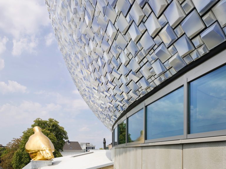 Feats of Clay: 5 Sculptural Façades with Ceramic Cladding