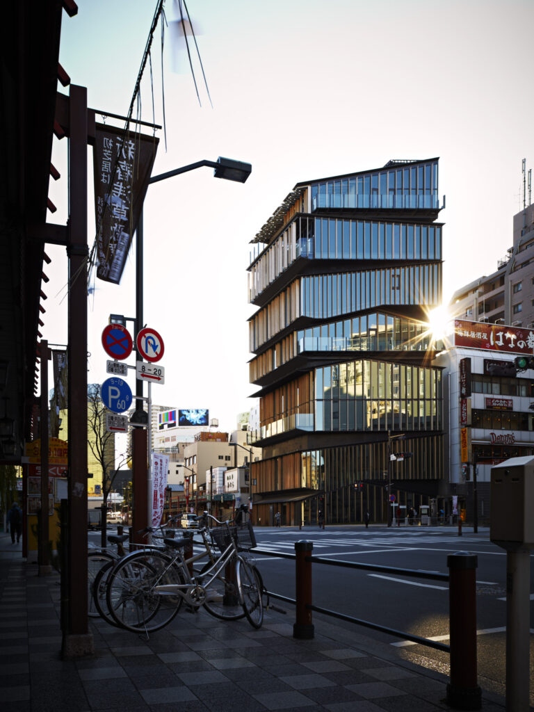 Semiotics in Architecture: 7 Case Studies by Hadid, Libeskind, Nouvel ...