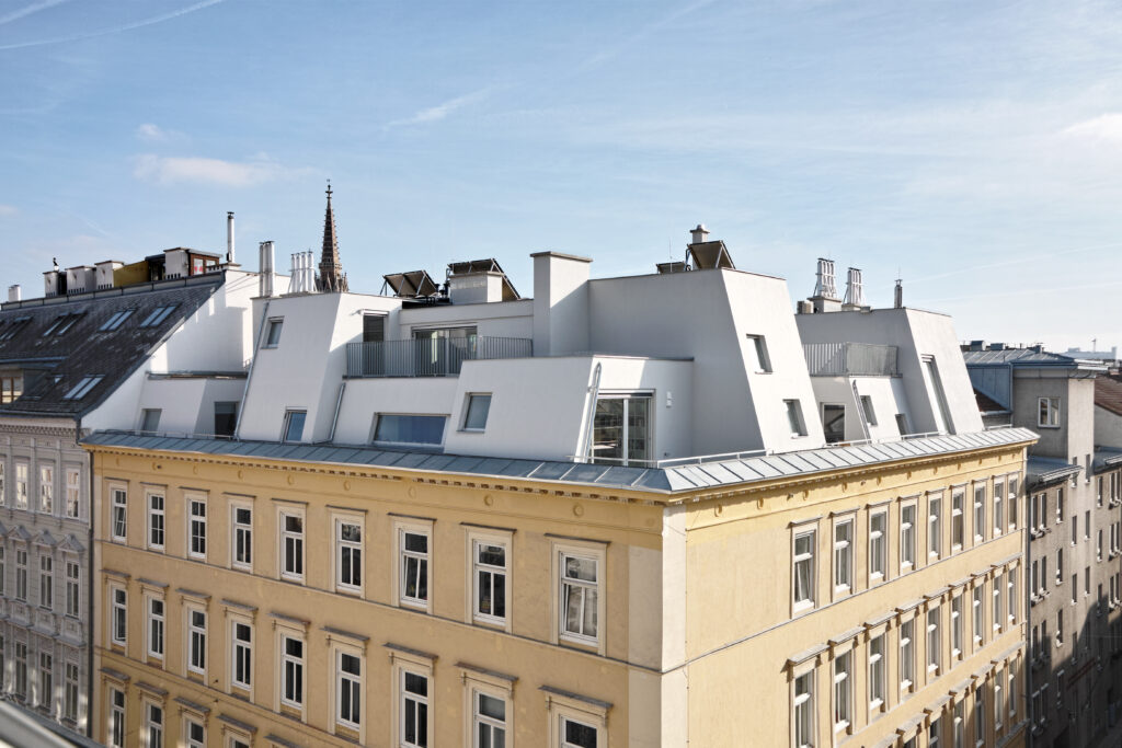 Old Meets Bold: 8 Building Additions That Stack, Stretch and Reinvent ...