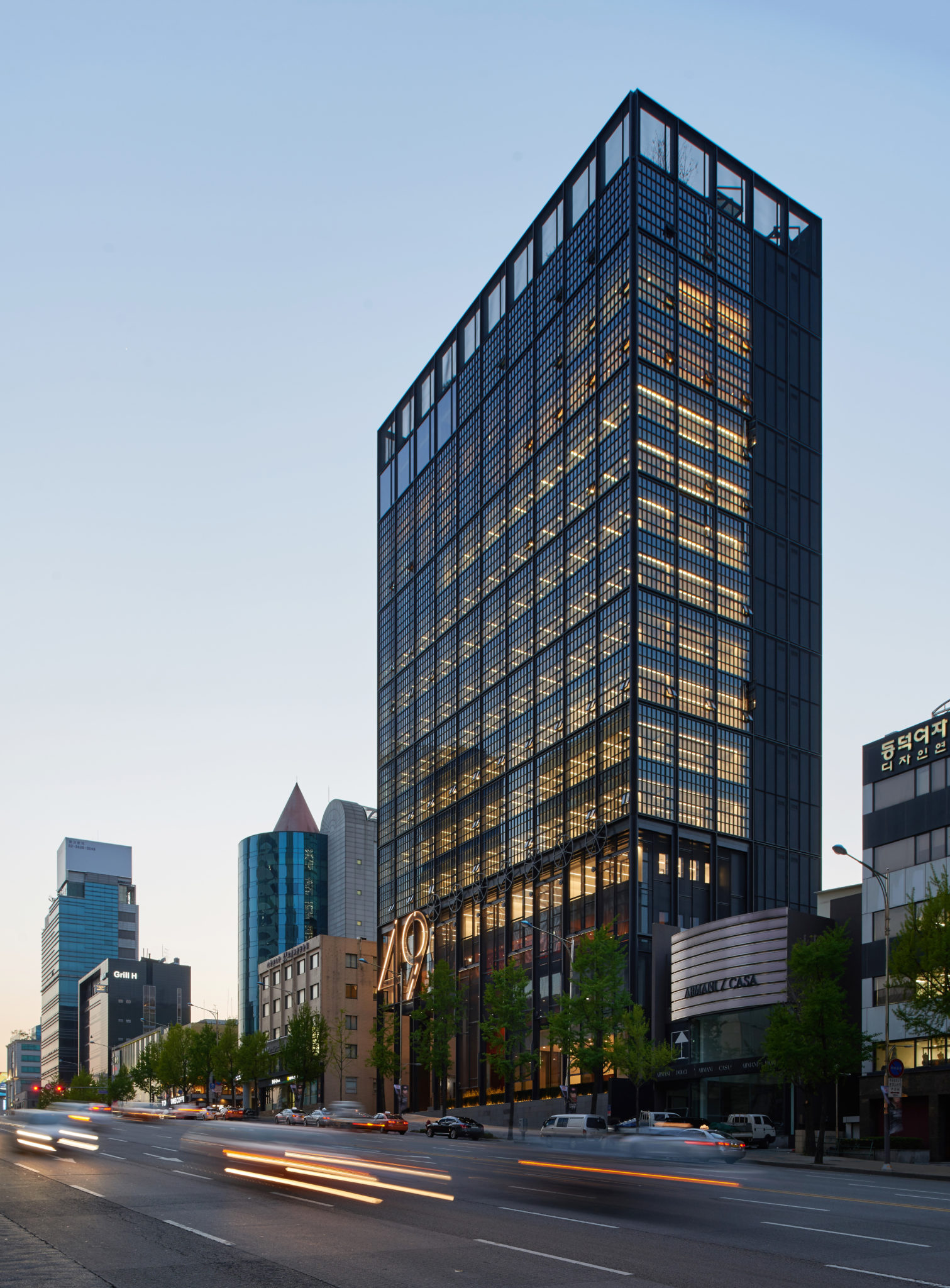 How Olson Kundig Challenges Preconceived Notions of Their Architectural ...