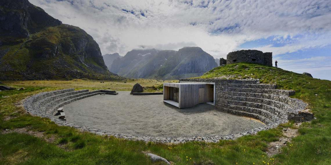 The Great Gabion: 17 Examples of Architecture Beyond the Wall ...