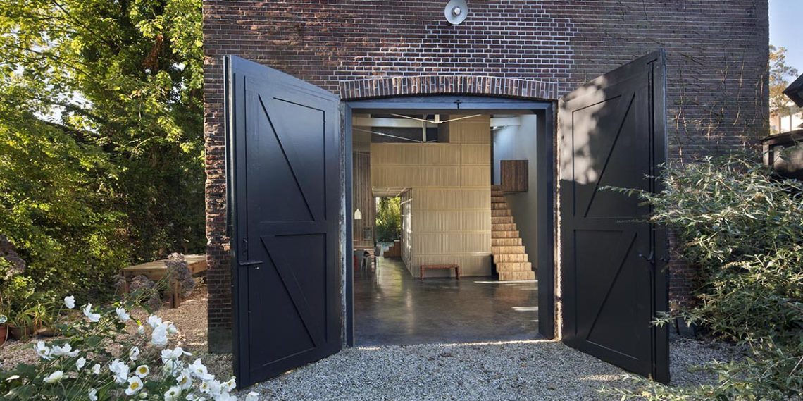 How Metal Cladding Works, From Connection Details to Material Choices ...