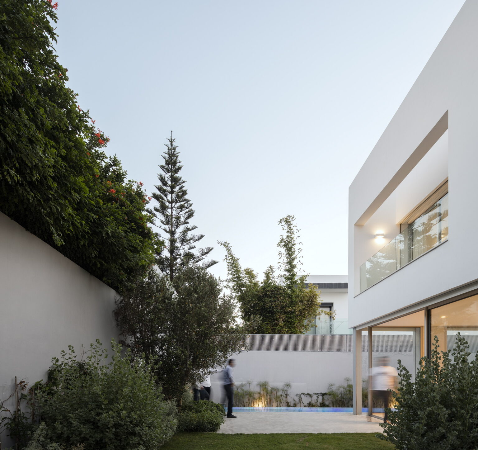 Climatically Climactic: 6 Modern North African Residences Reveling in ...
