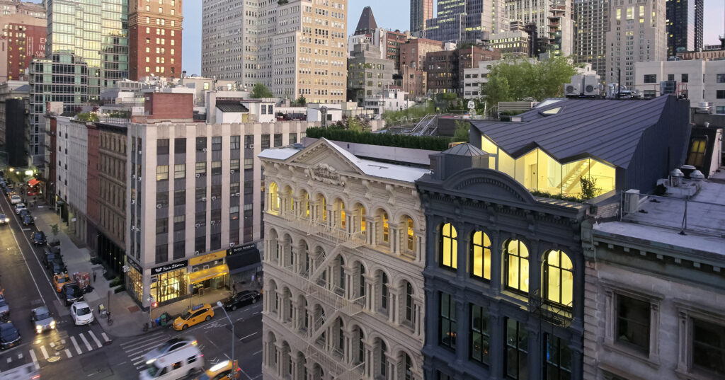 Inside New York's Residential Architecture: Apartments, Brownstones and ...