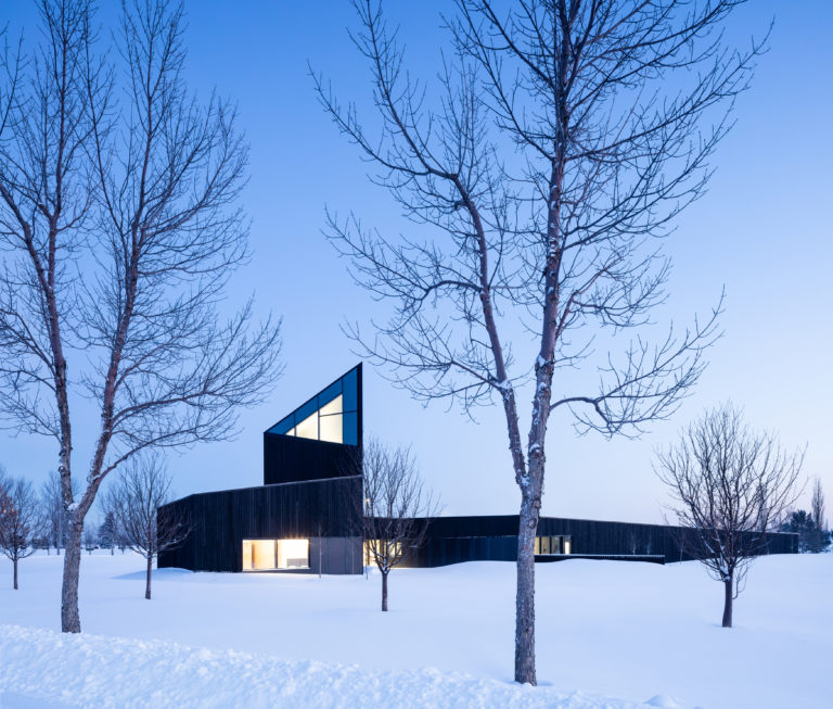 Make the Building a Hero: Ema Peter’s Masterclass in Architectural ...