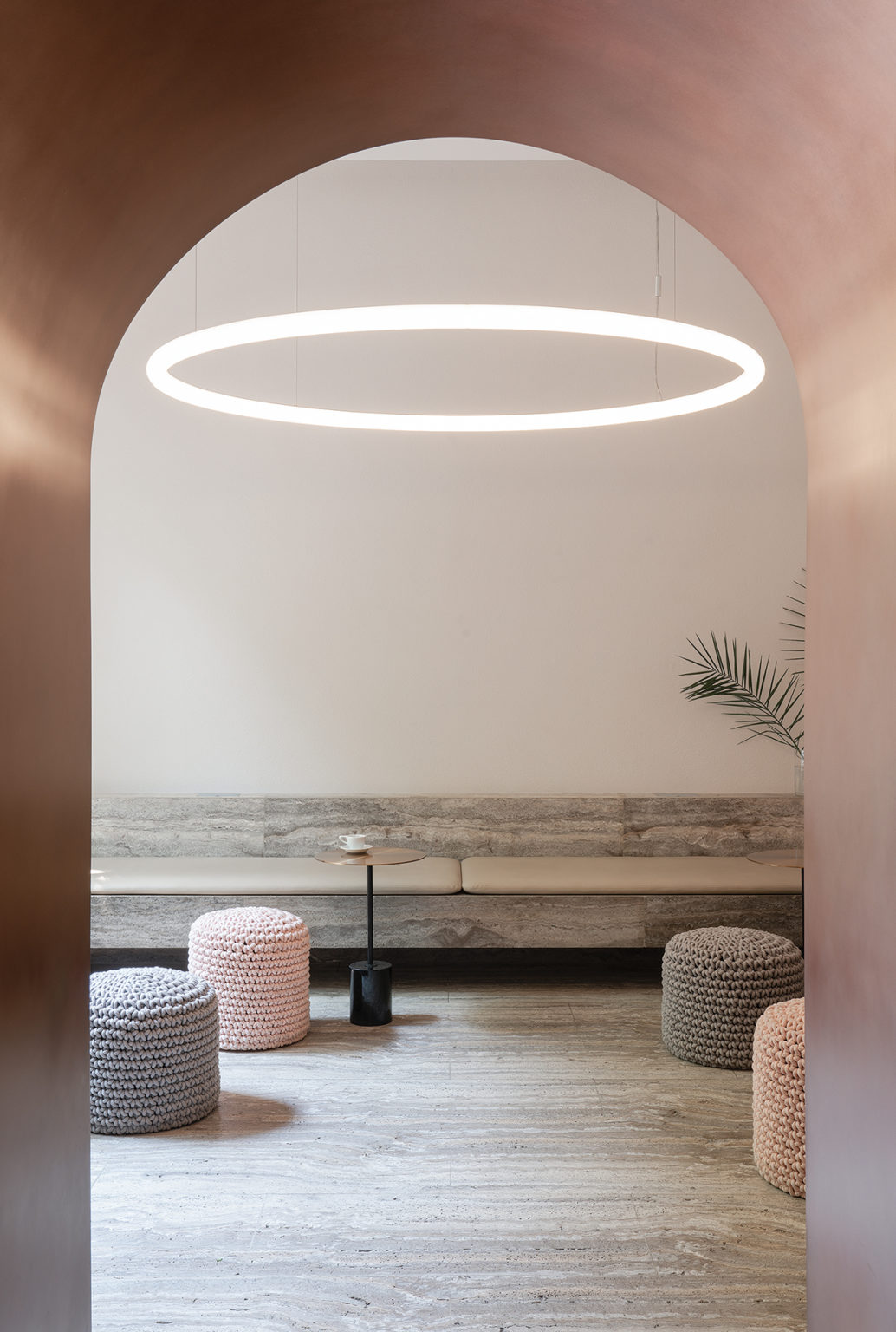 5 Sublime Bars and Restaurants Using Natural Materials to Create ...