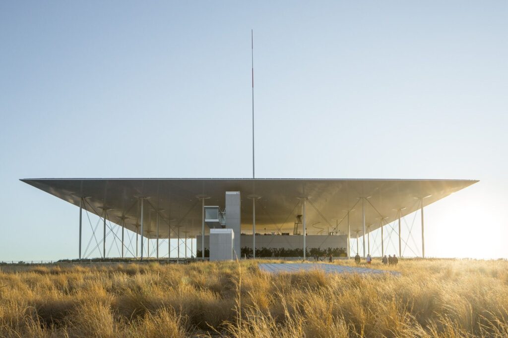 Architectural Featherweights: 10 Awe-Inspiring Canopies Drawn in ...