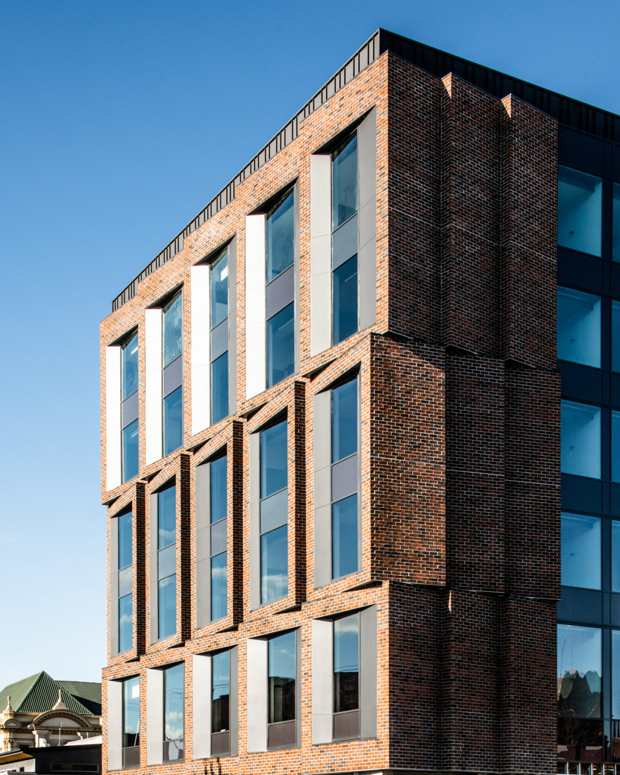 Brick Architecture: 7 Projects Breathing New Life Into a 6,000 Year-Old ...