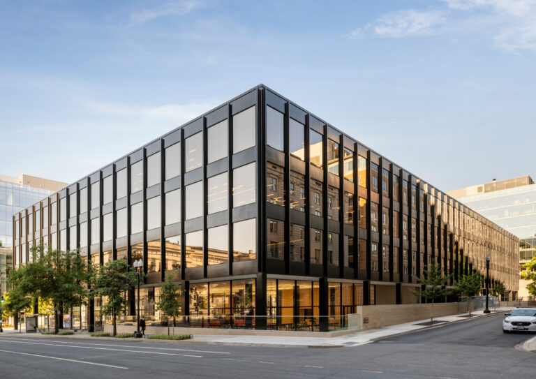 Reading Rooms: 10 Spectacular Libraries and Bookstores From Across the ...