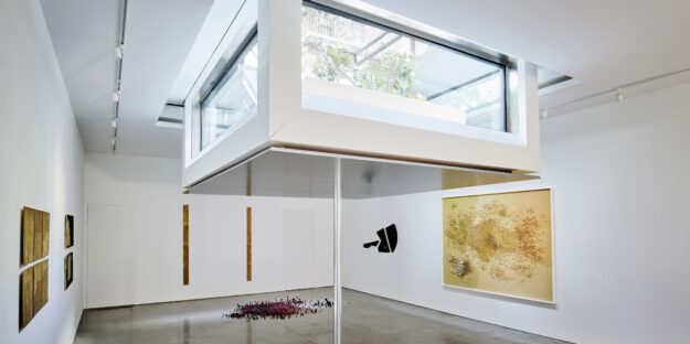 Art of Home: Residential Dwellings That Double Up as Gallery Spaces ...