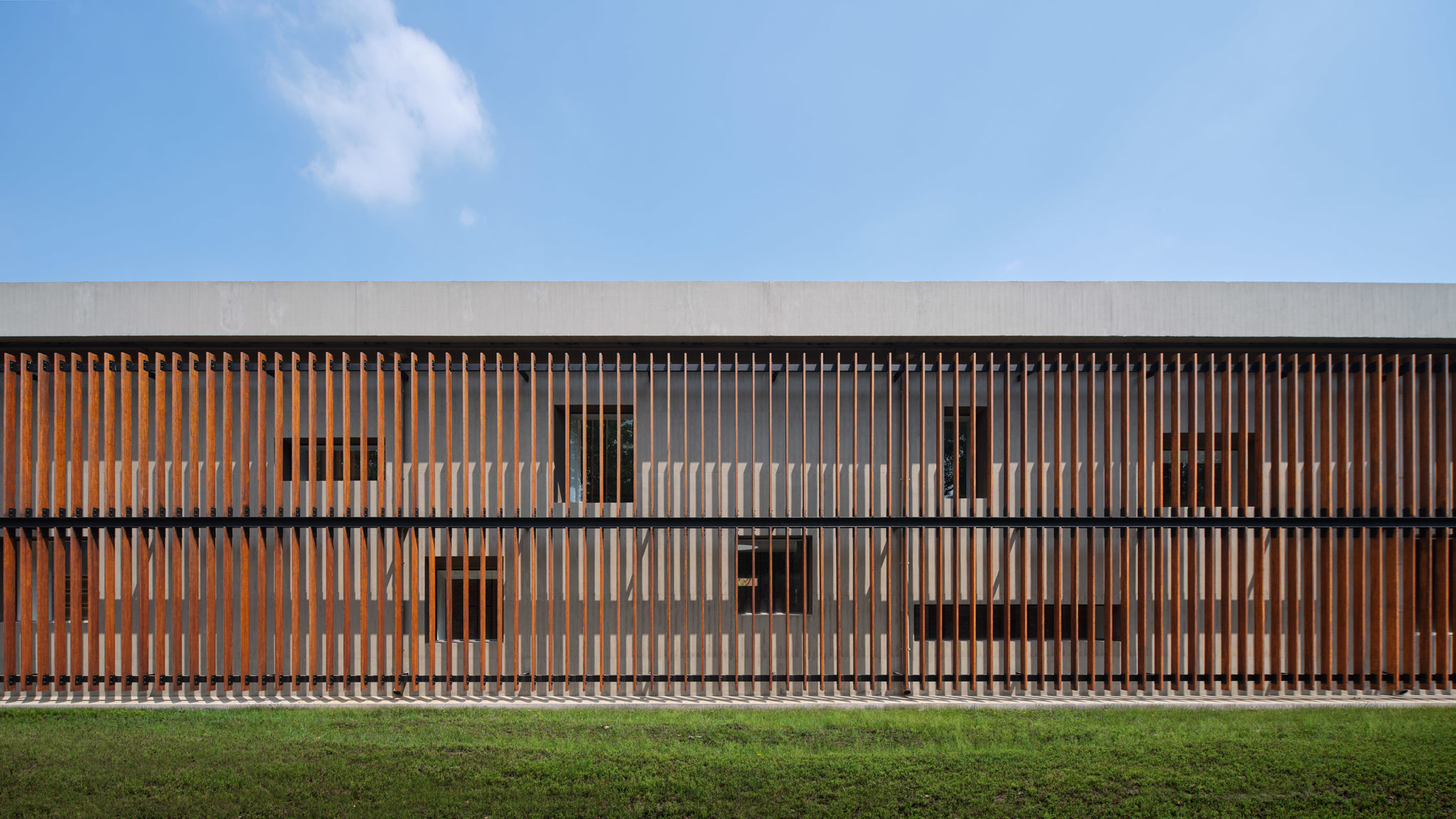 Lovely Louvers: 7 Modern Takes on a Tradition Window Blind Design