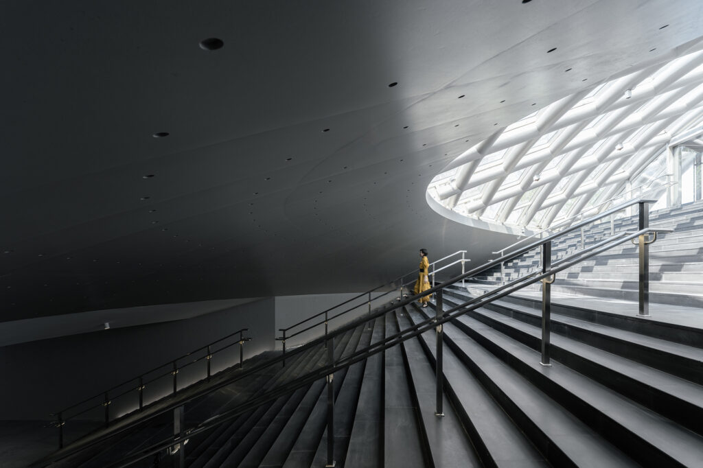 Void Logic: Subtraction as a Design Strategy in 6 Architectural ...