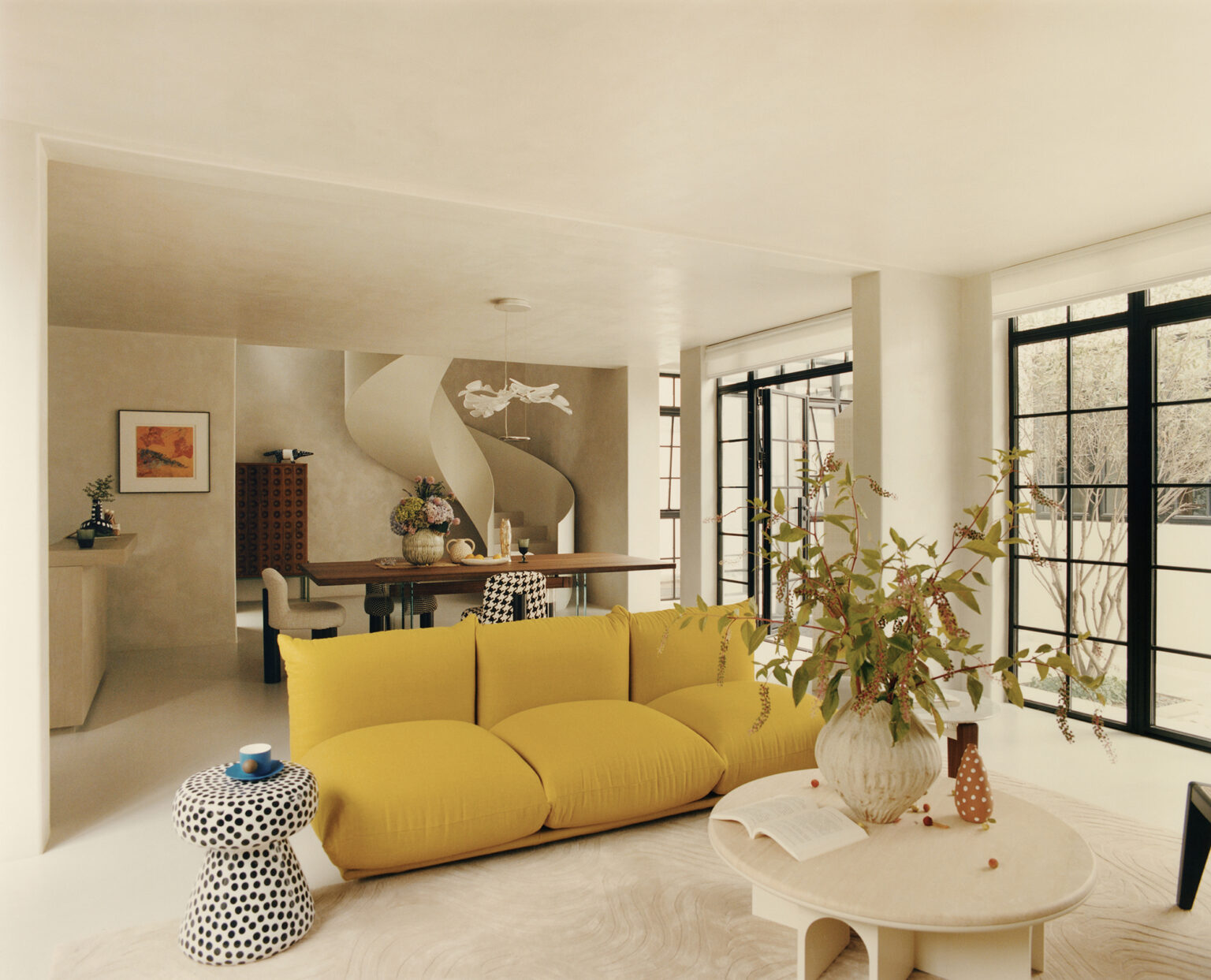 Sun-Bleached Style: Subtle Summer Tones Are Making a Splash in Interior ...