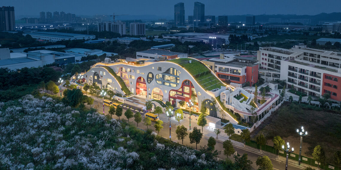 Architectural Anomalies: 8 Times Unexpected Design Choices Created ...