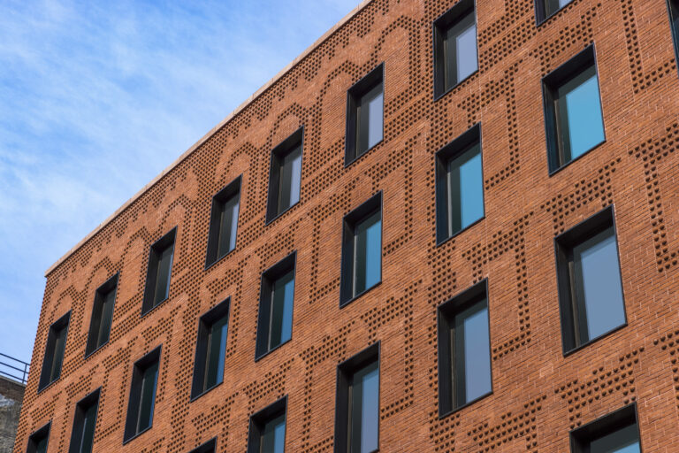 Architectural Anomalies: 8 Times Unexpected Design Choices Created ...