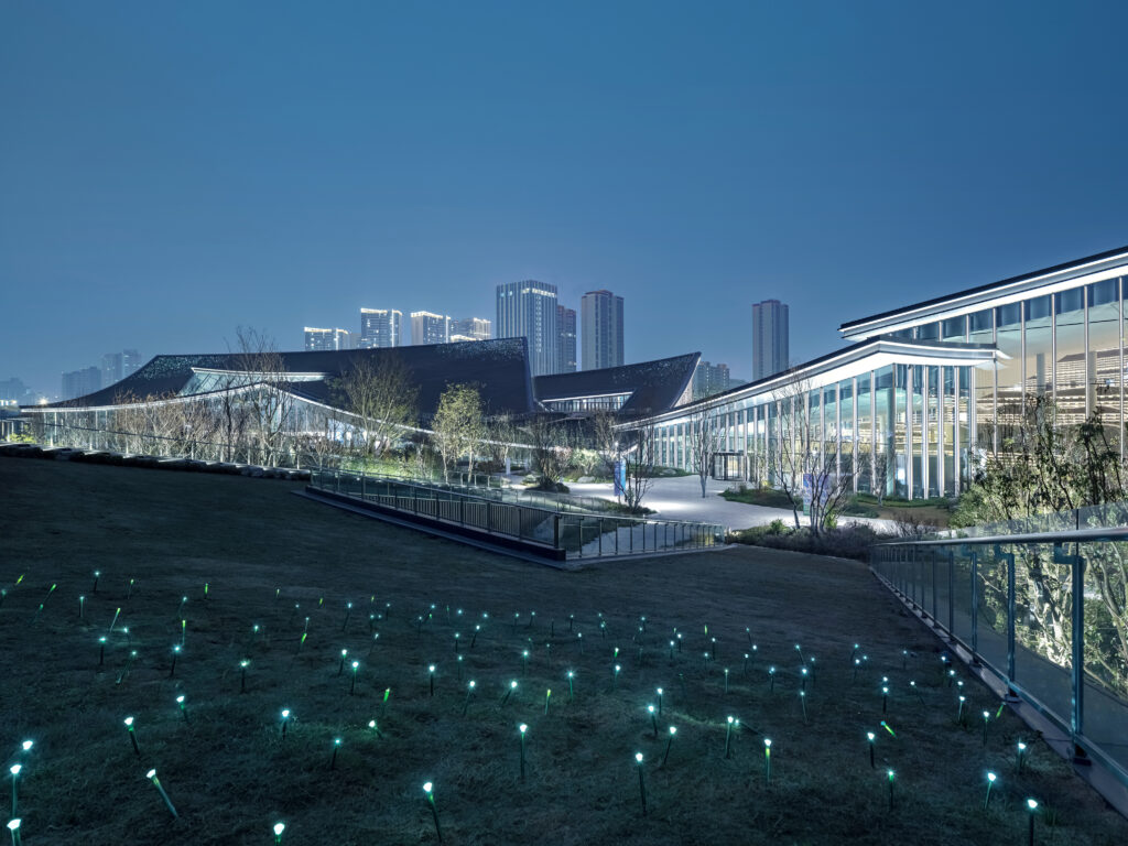 Reading Rooms: 10 Spectacular Libraries and Bookstores From Across the ...