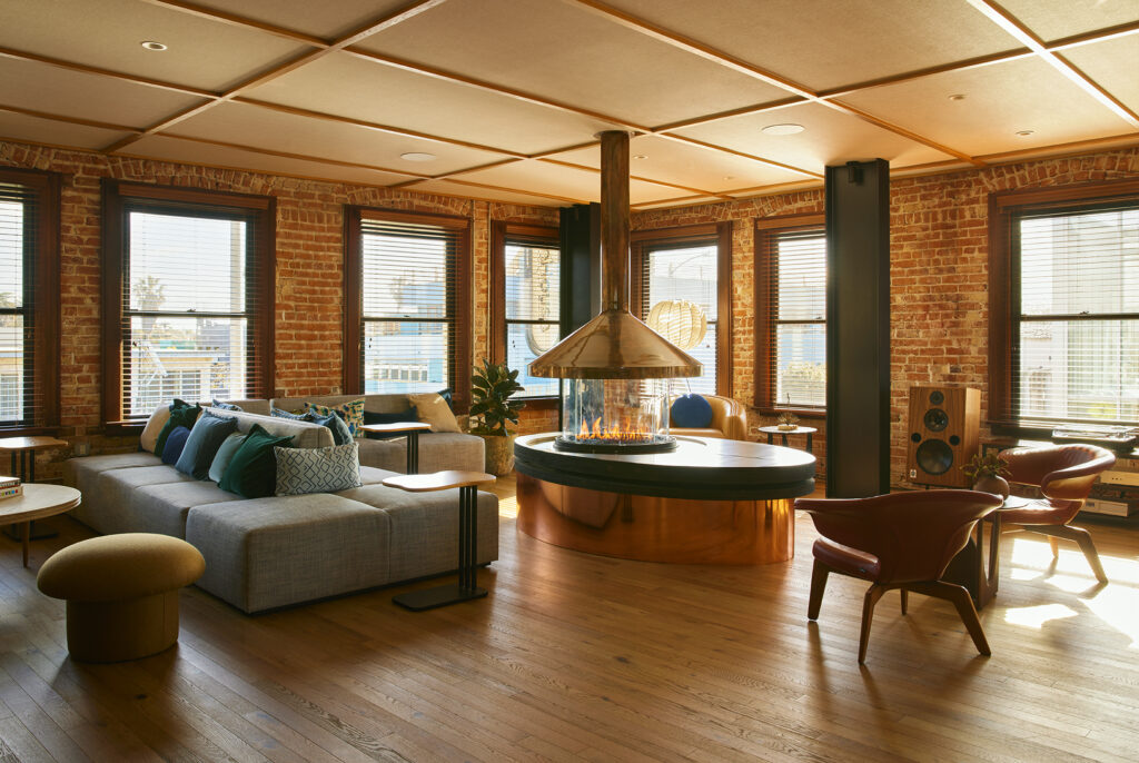 Visual Vignettes: An Interior Designer’s Guide to Creating Memorable ...