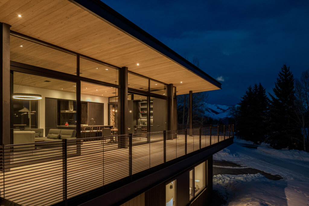 Avalanche Architecture: The Surprising Structure Behind a Contemporary ...