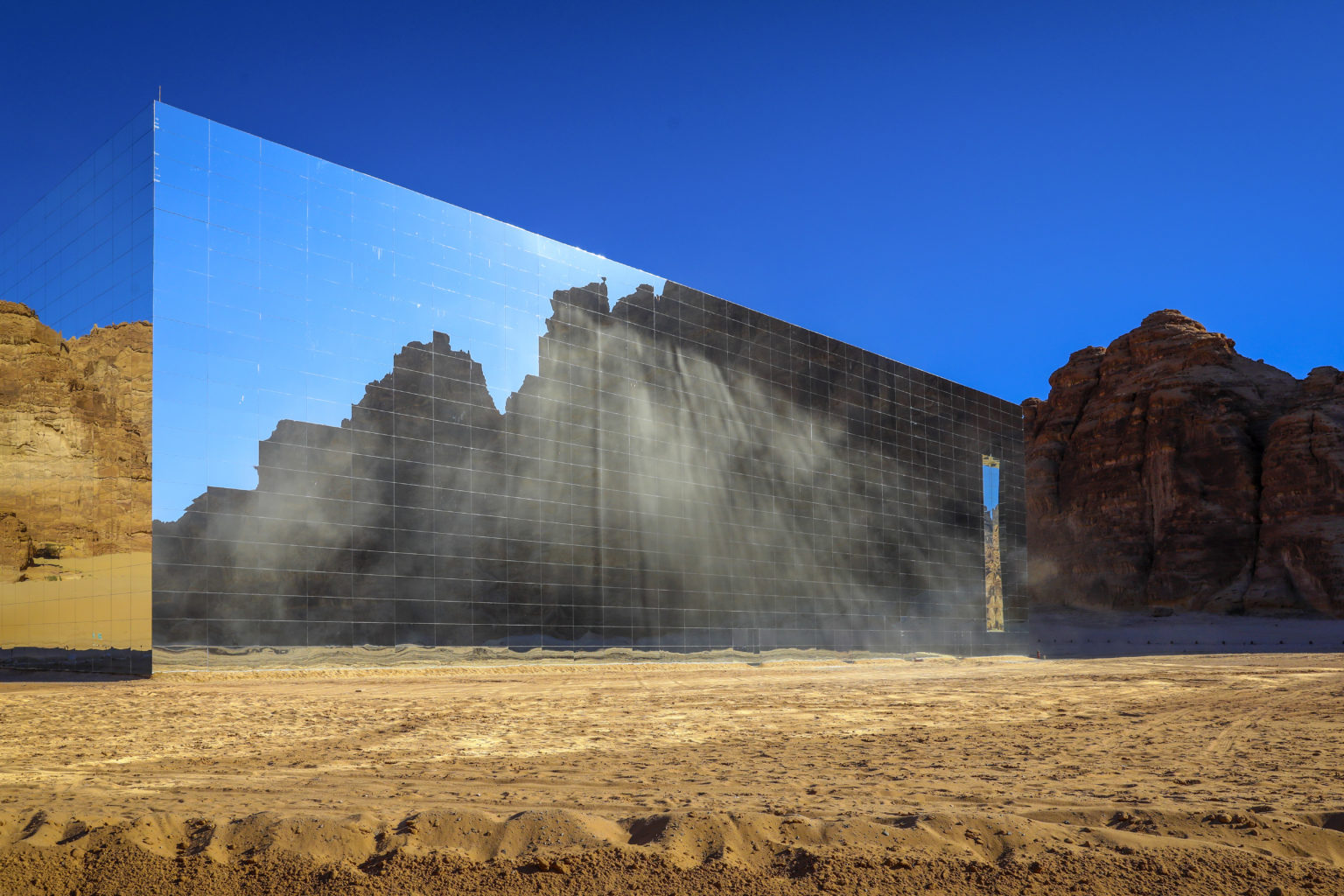 Land Art: 10 Artistic Architectural Installations in the Natural World