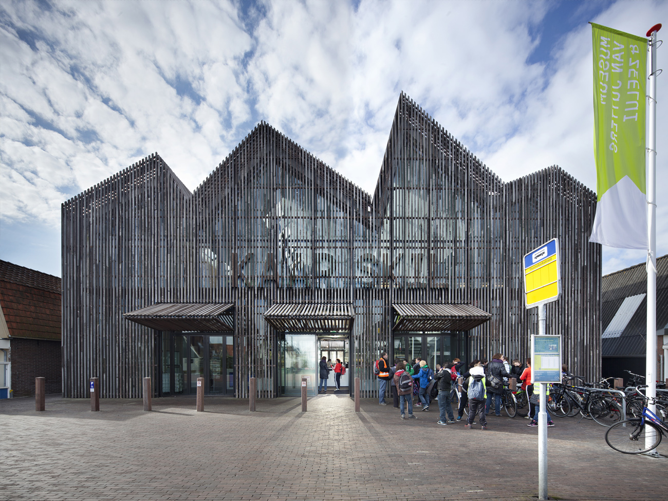 6 Architectural Projects Featuring Extraordinary Curtain Walls ...