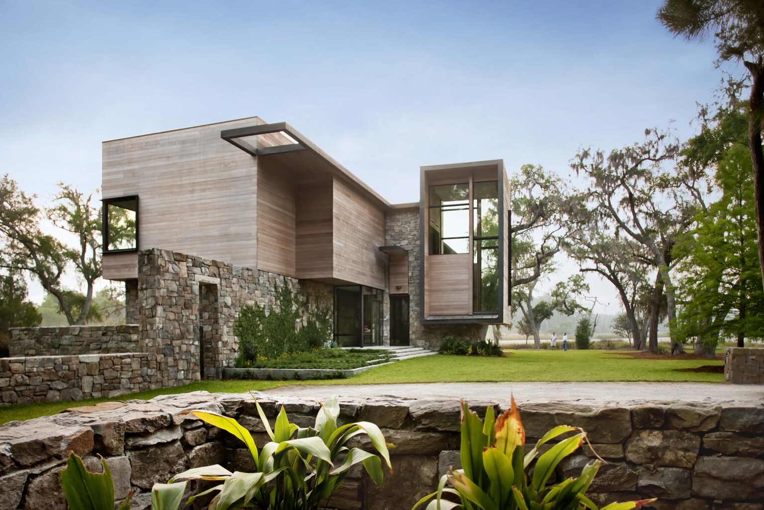 Bayou Buildings: 8 Cases of Architectural Ingenuity Beyond the Banks ...