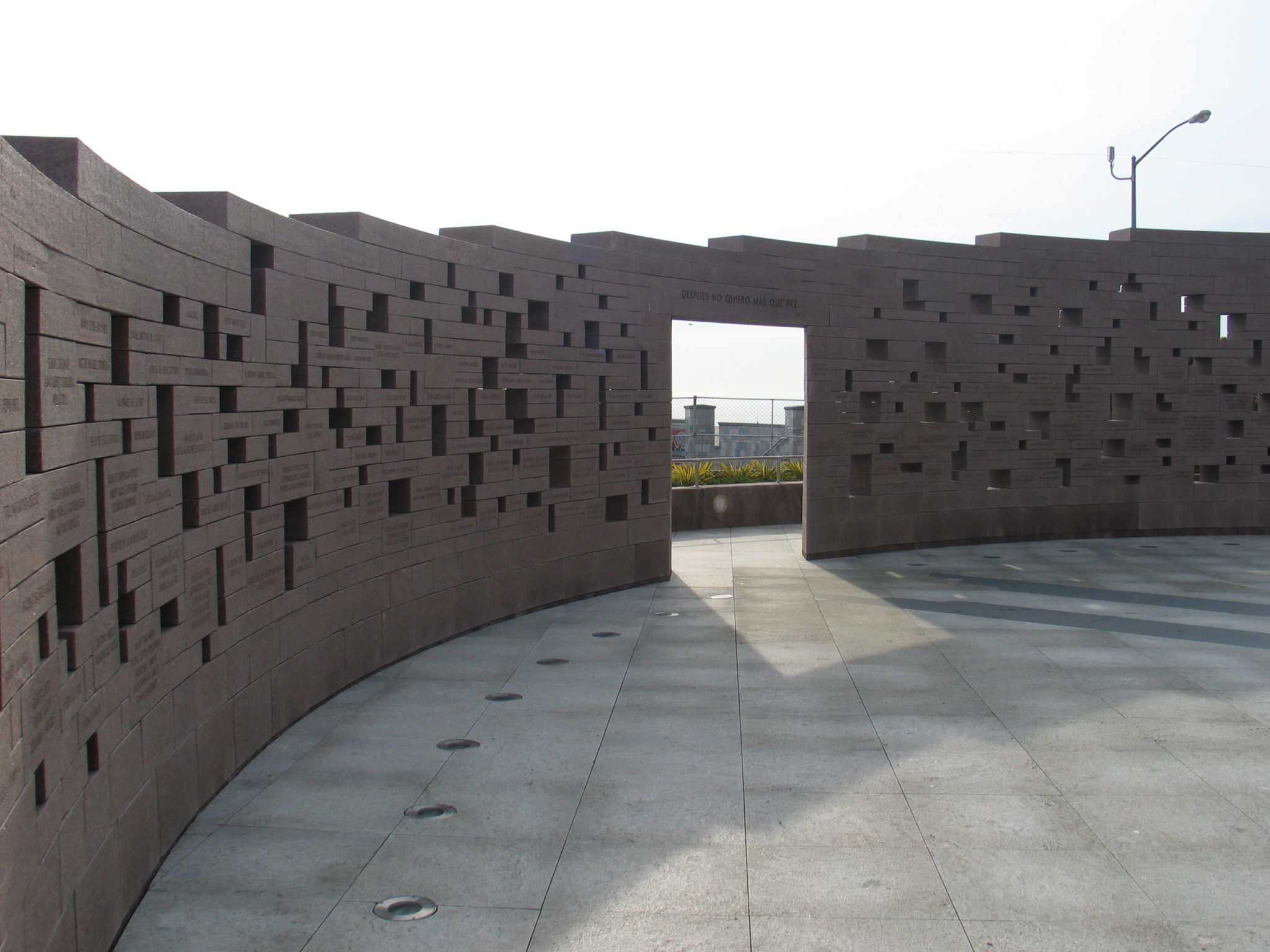 Modern Memorials: 7 Moving Monuments Found Across North America ...