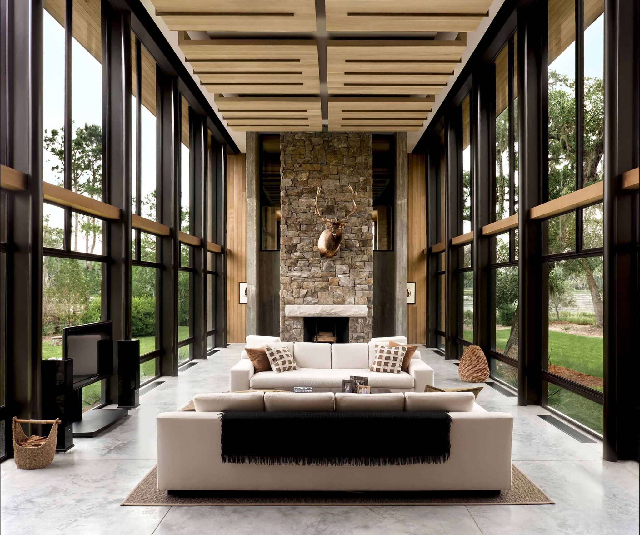 Bayou Buildings: 8 Cases of Architectural Ingenuity Beyond the Banks ...