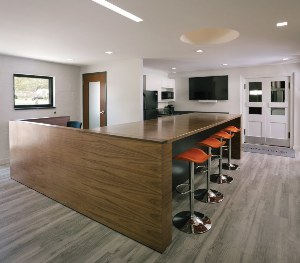 A Landmark Transformed: Adaptable Lighting Design Revitalizes Iconic ...