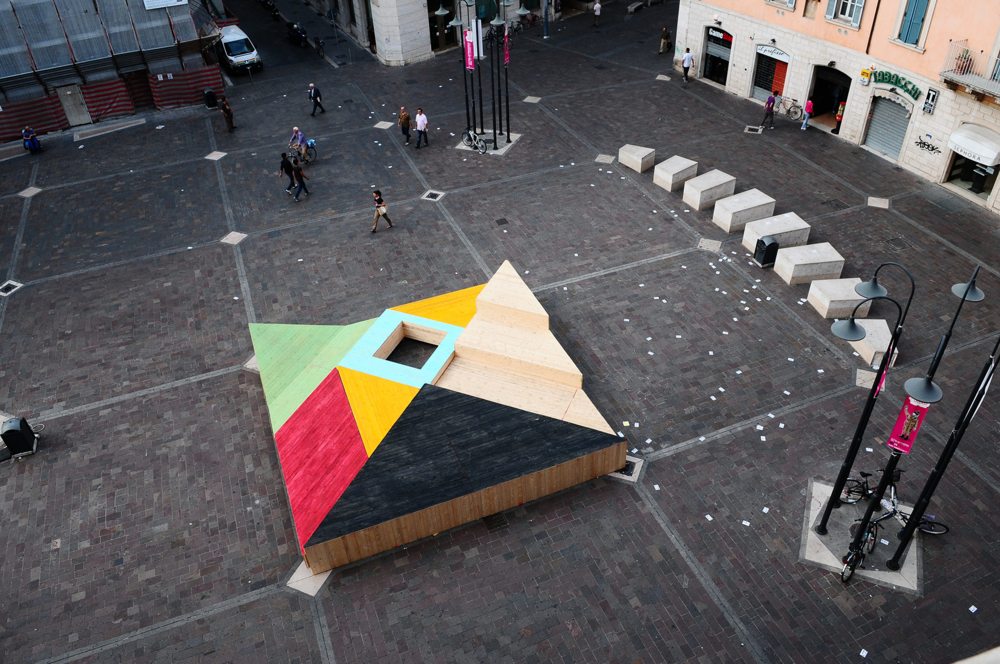 States of Play: 8 Interactive Installations Found Around Europe ...