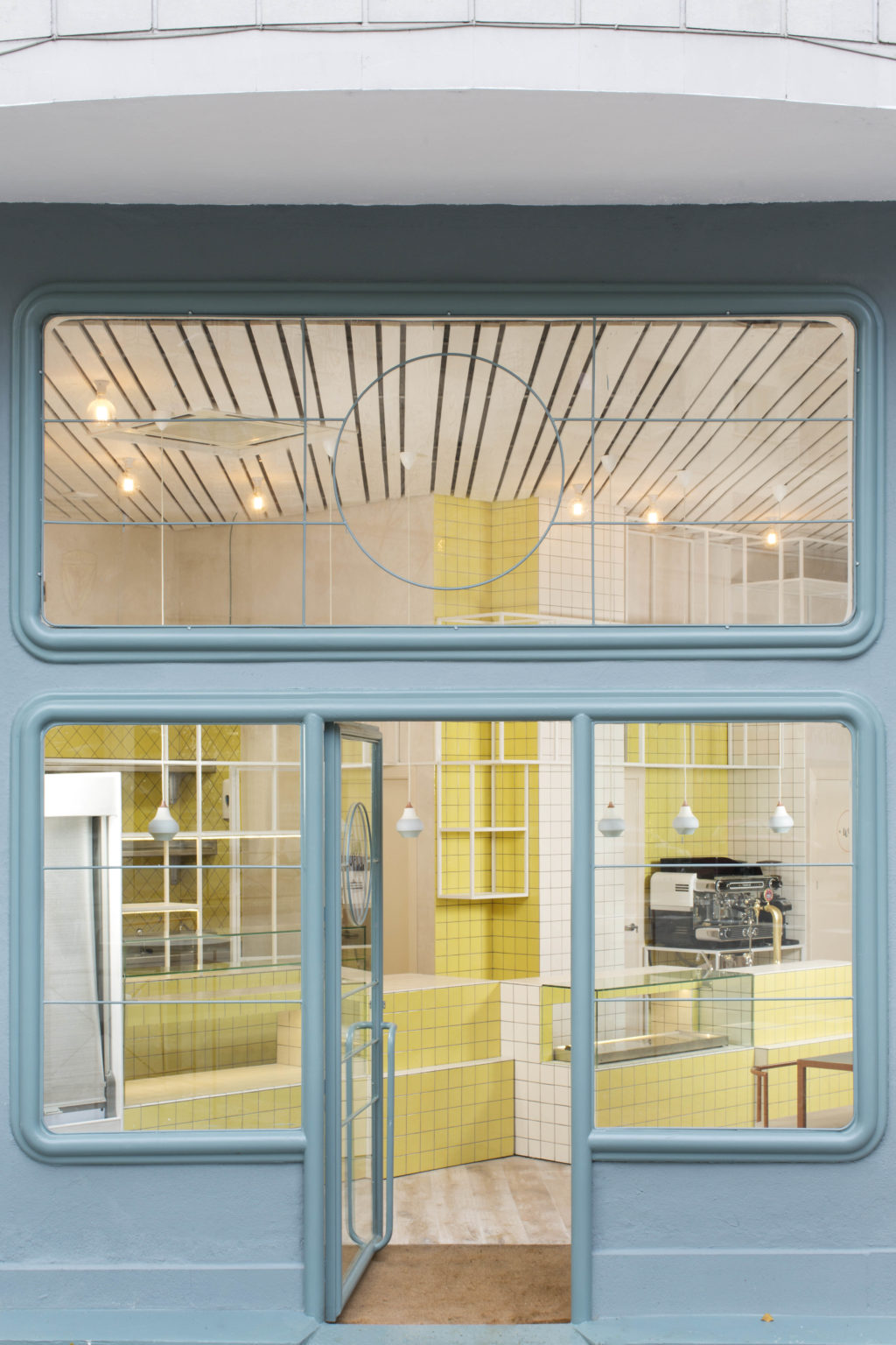 Tiny Dining: 7 Compact Cafe and Restaurant Designs