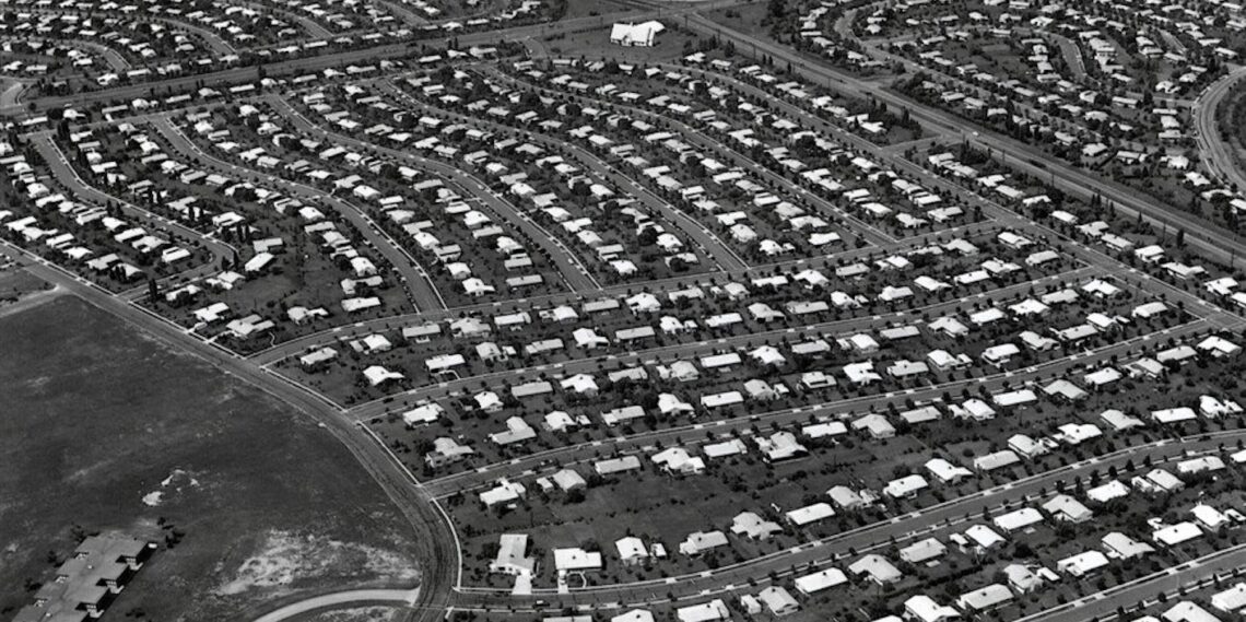 Suburbia 2.0: Design Solutions for Sustainable Sprawl, From Dead Ends ...