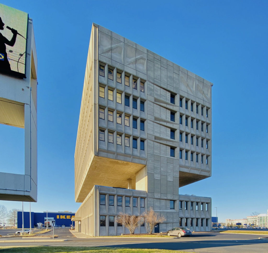 Rehabilitating Brutalism: How Colossal Concrete Buildings Made Their ...