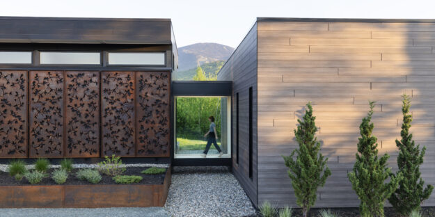 Framing Nature: How the Notch House Redefines Cabin Design with ...