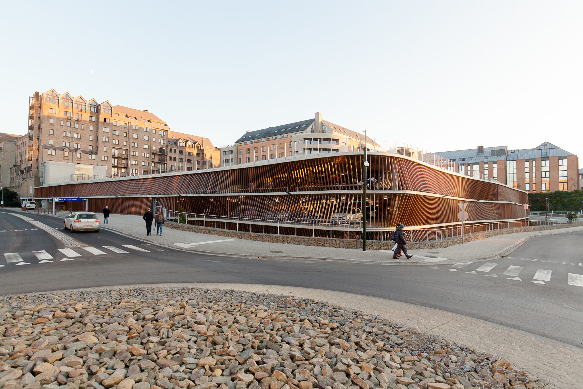 7 Reasons Why Architects Should Approach Parking Structures as Daring ...