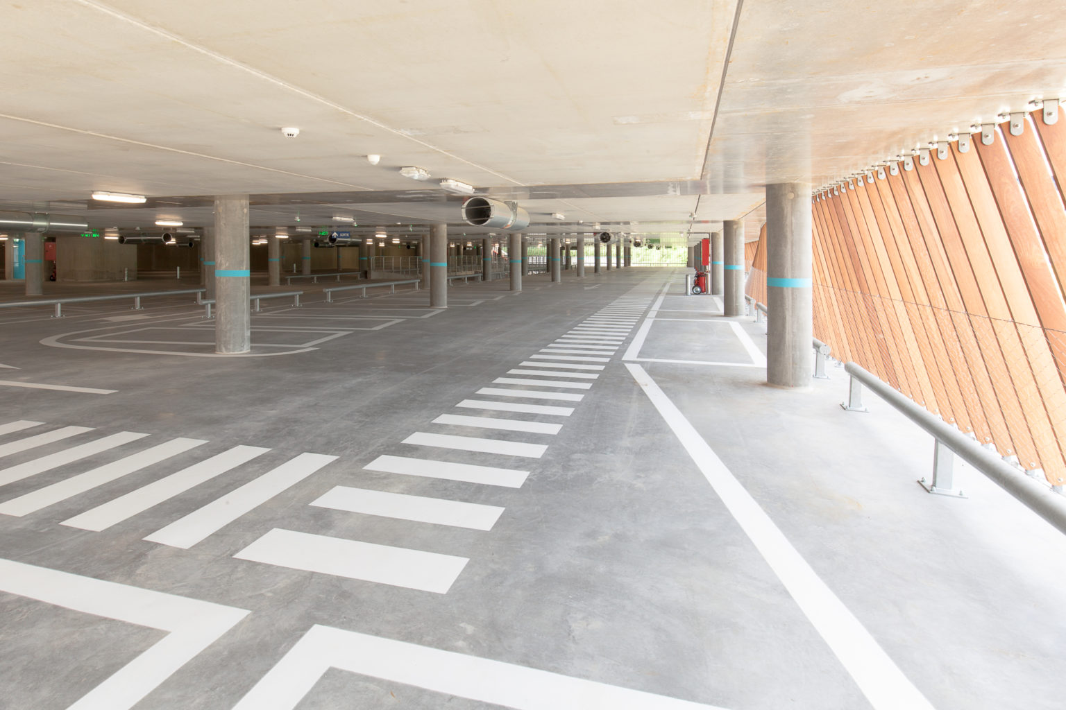 7 Reasons Why Architects Should Approach Parking Structures as Daring ...