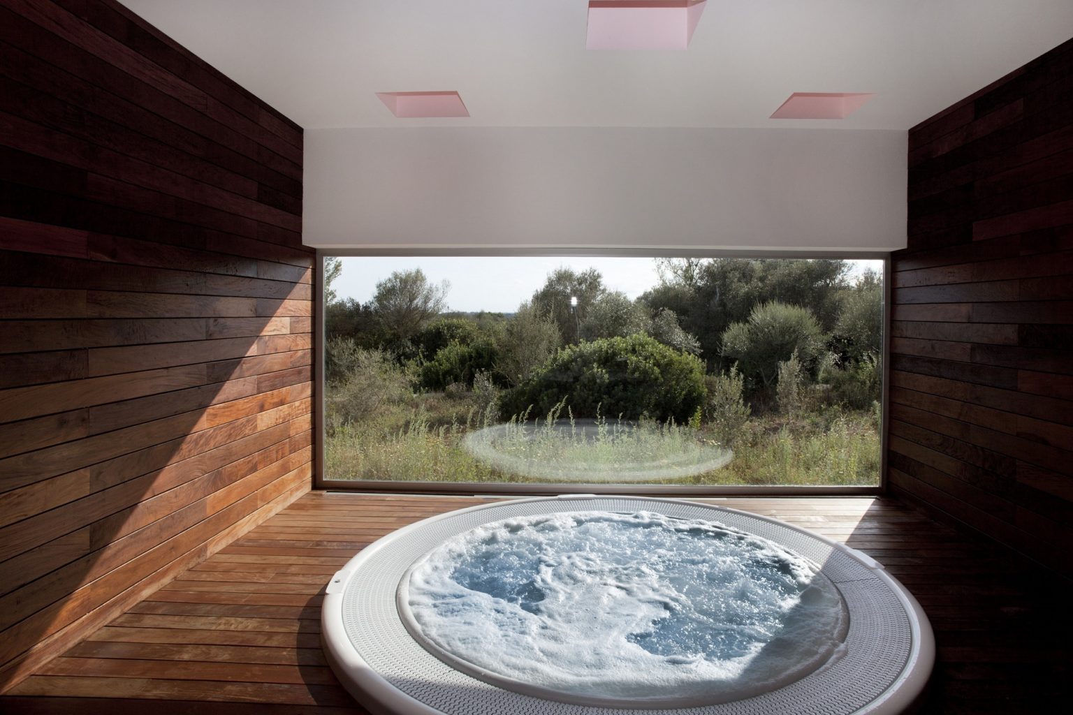 Making a Splash: 9 Sensational Swimming Pool Designs - Architizer Journal