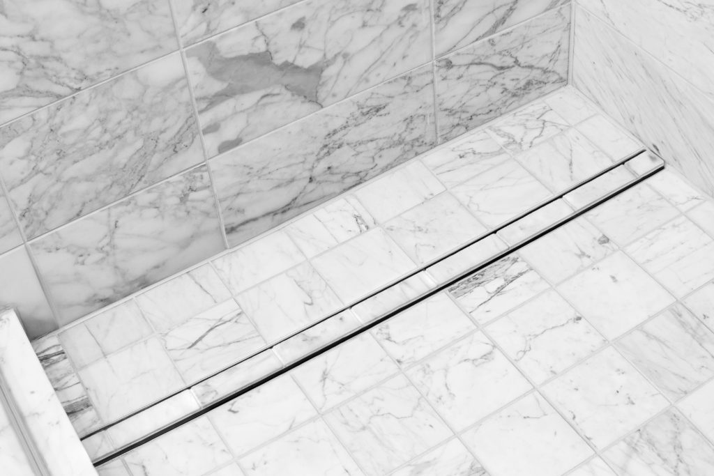 Architectural Details: Seamless Material Transitions for a Modern Bathroom