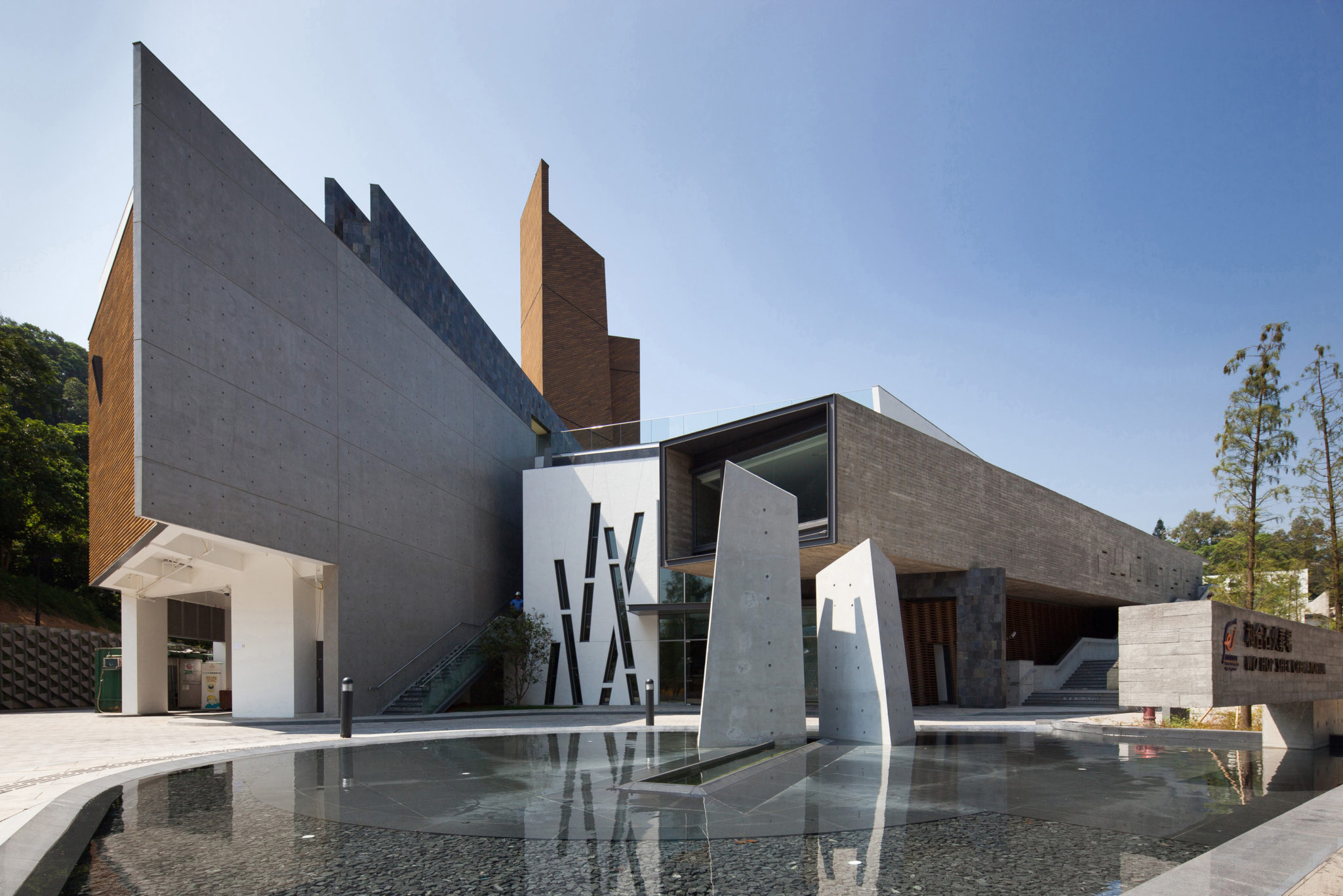 6 Contemporary Crematoriums that Explore the Emotional Side of Design