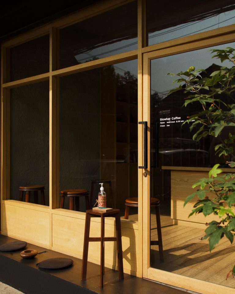 Tiny Timber: 6 Small-Scale Retail Designs With Beautiful Wooden ...