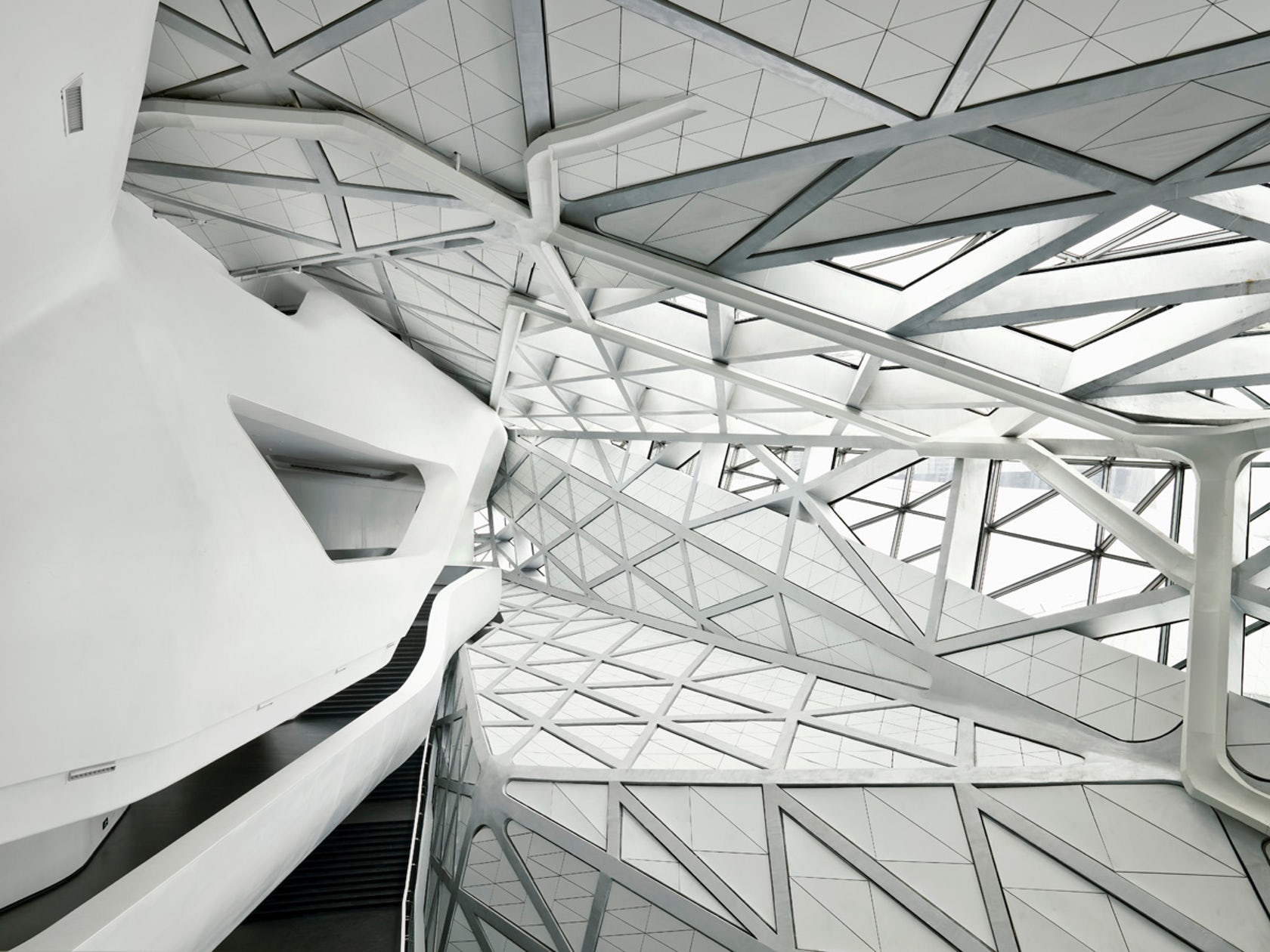 7 Architectural Forms Showcasing the Extraordinary Versatility of ...