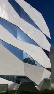 7 Architectural Forms Showcasing the Extraordinary Versatility of ...