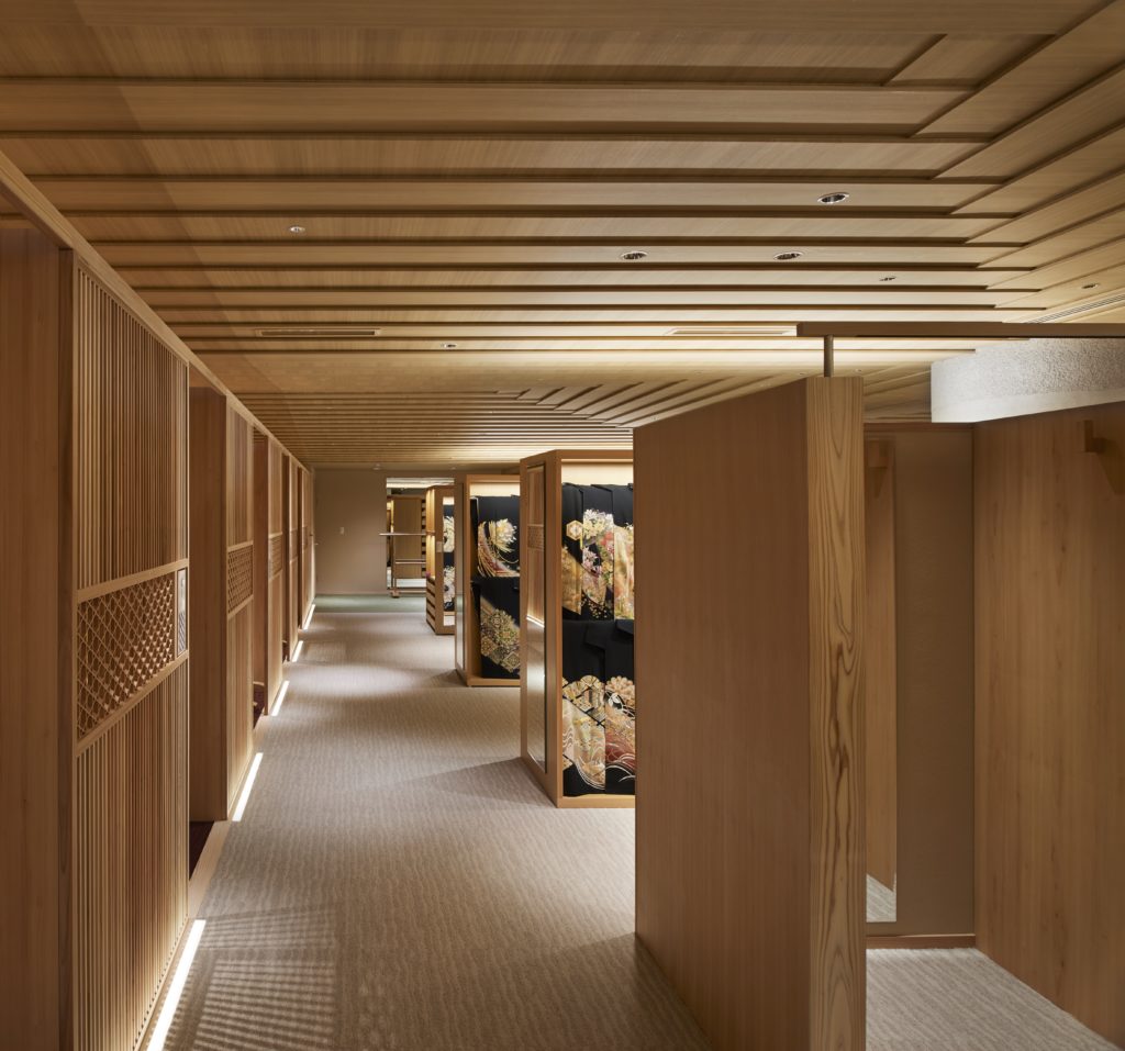 Tiny Timber: 6 Small-Scale Retail Designs With Beautiful Wooden ...