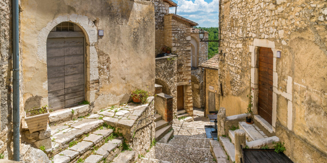 Alberghi Diffusi: Architects Should Embrace Italy's Decades-Old Design ...