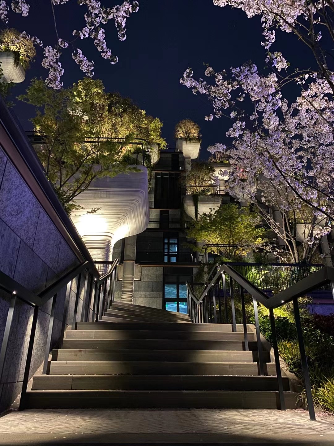 7 Buildings Using Terraced Massing to Integrate Nature