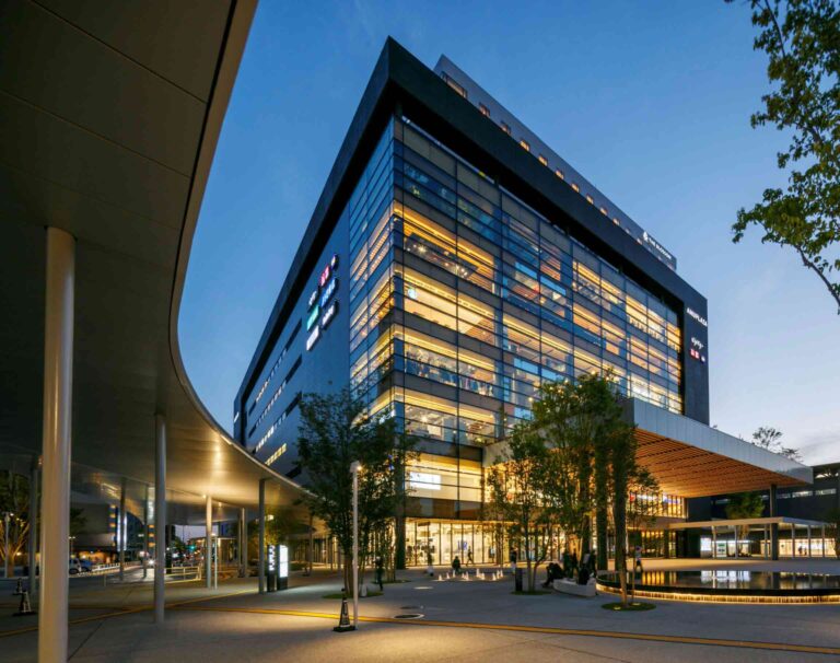 New Directions: 7 Ways Contemporary Architects Are Shaking Up ...