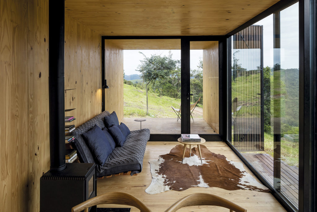 A New Brazil: 10 Tropical Homes with Panoramic Views