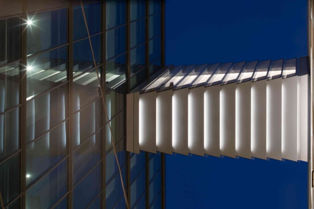 Look Up! 6 Spectacular Skybridges Uplifting the Urban Landscape ...